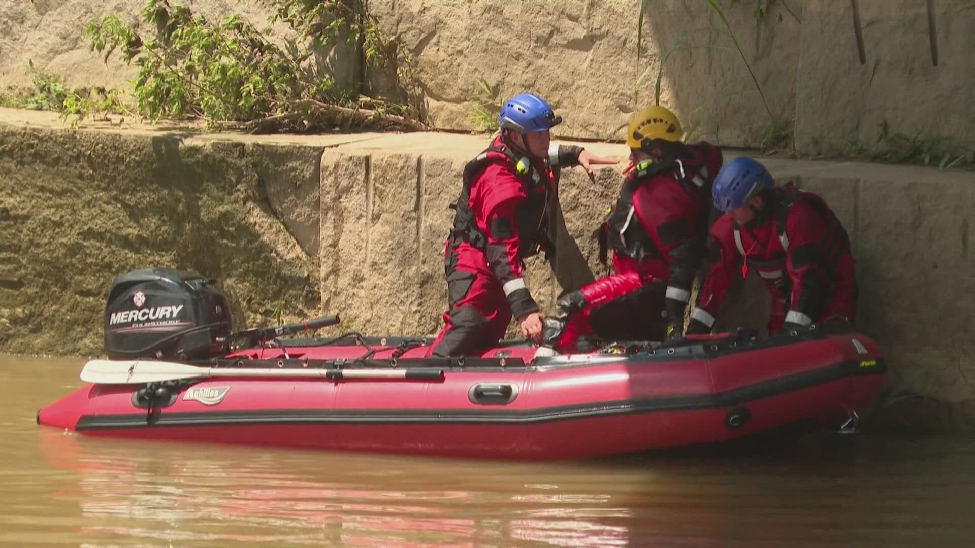 Body recovered from Floyds Fork amid search for missing swimmer ...