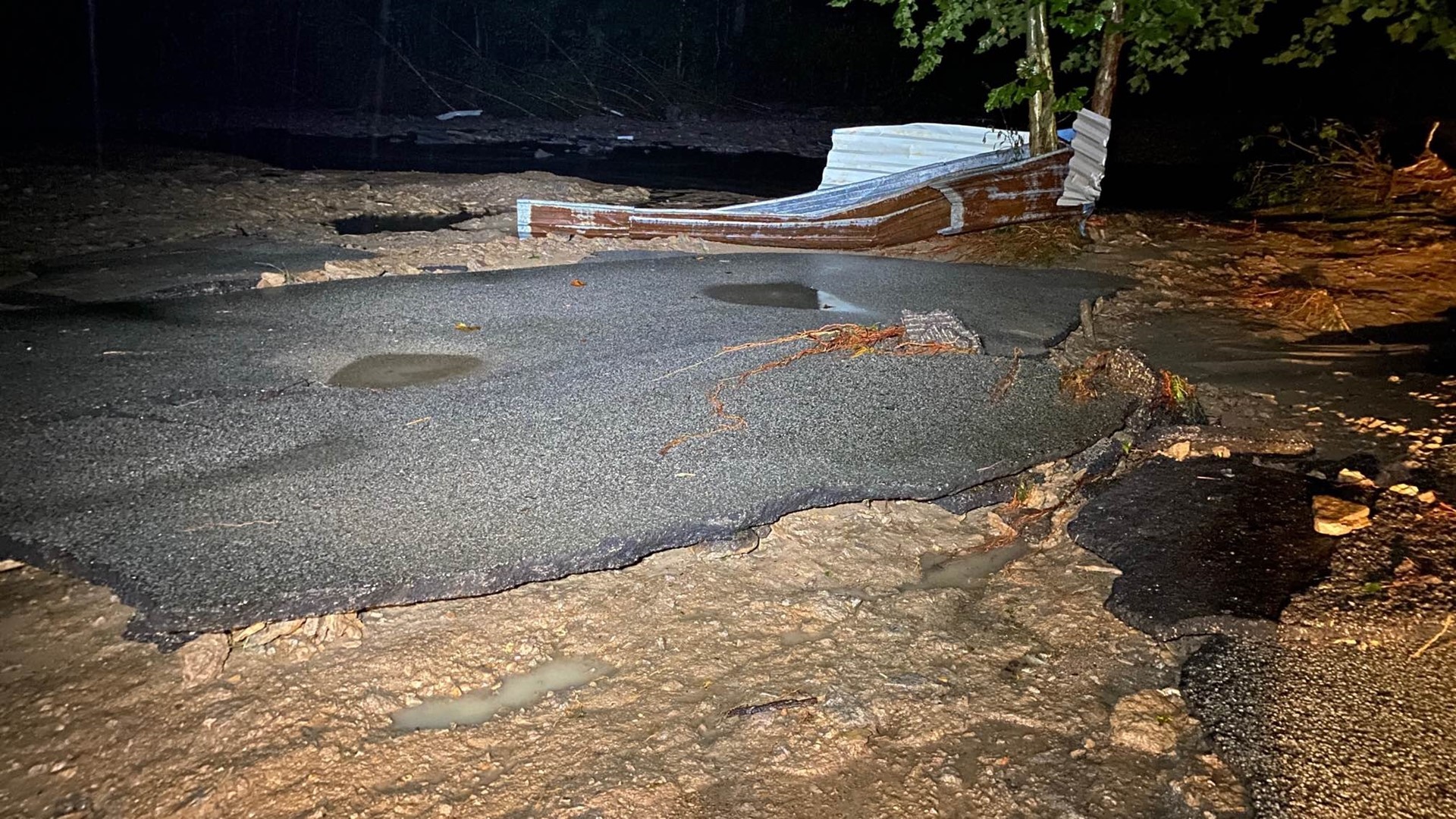 1 dead following flash flooding in southeastern Indiana | whas11.com