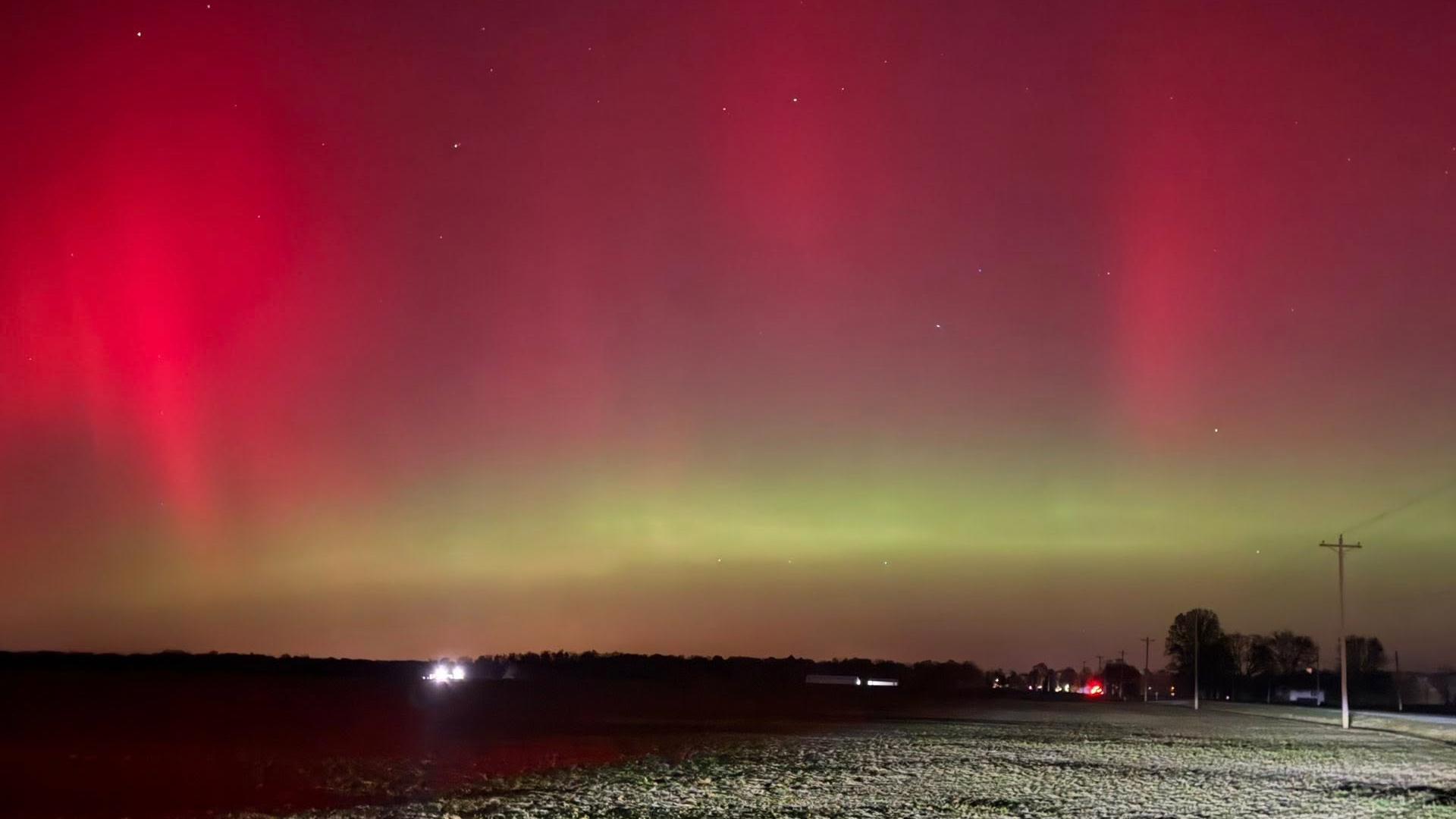 PHOTOS: Northern Lights paint the Kentucky and Indiana skies in color ...