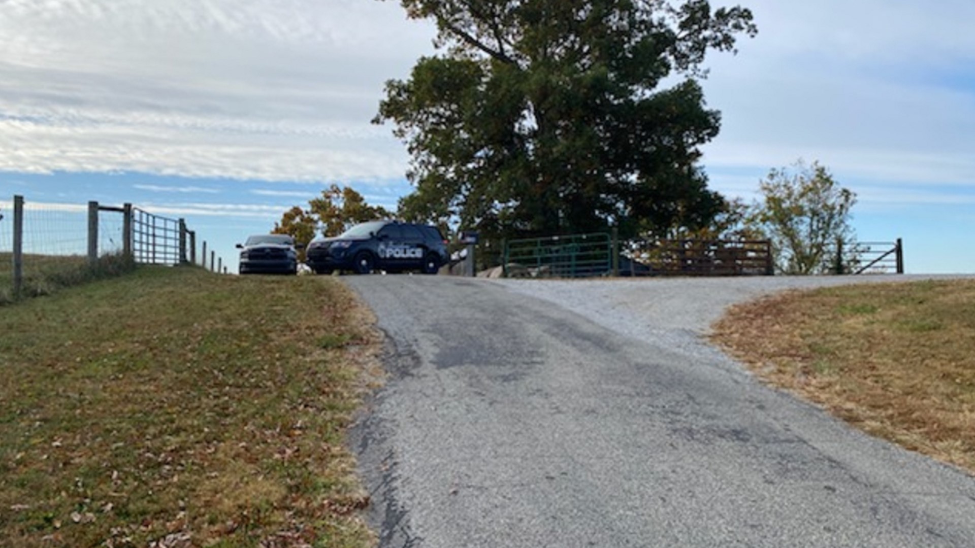 FBI extends search for Crystal Rogers on Bardstown farm | whas11.com