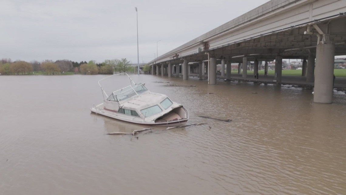 City officials looking forward to cleanup efforts as Ohio River levels ...