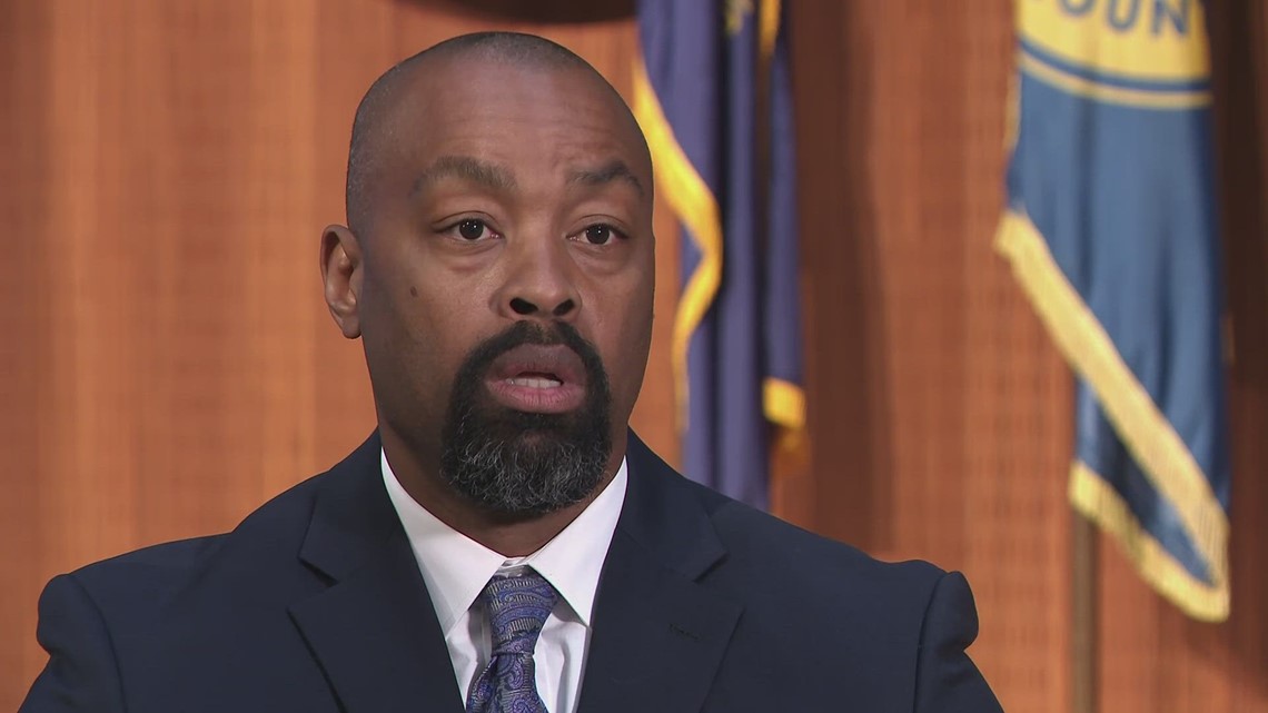 Louisville mayor hires new director for anti-gang violence office ...