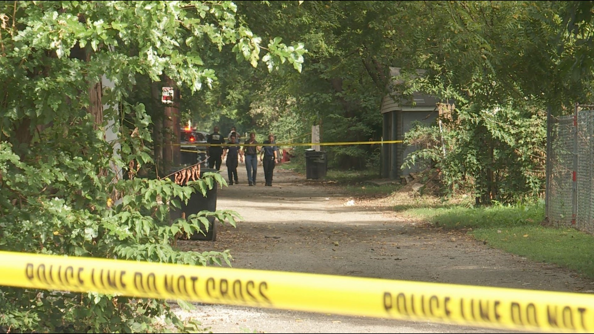 Woman, man identified in Russell double shooting | whas11.com