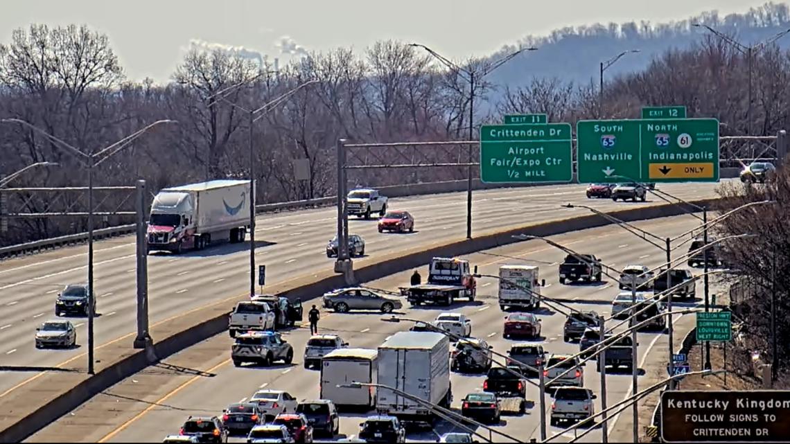 Crash on I-264 blocks multiple lanes, road now clear | whas11.com