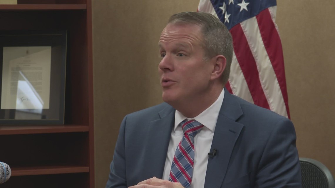 New FBI Louisville leader's focus; Gang violence, cyber crimes | whas11.com
