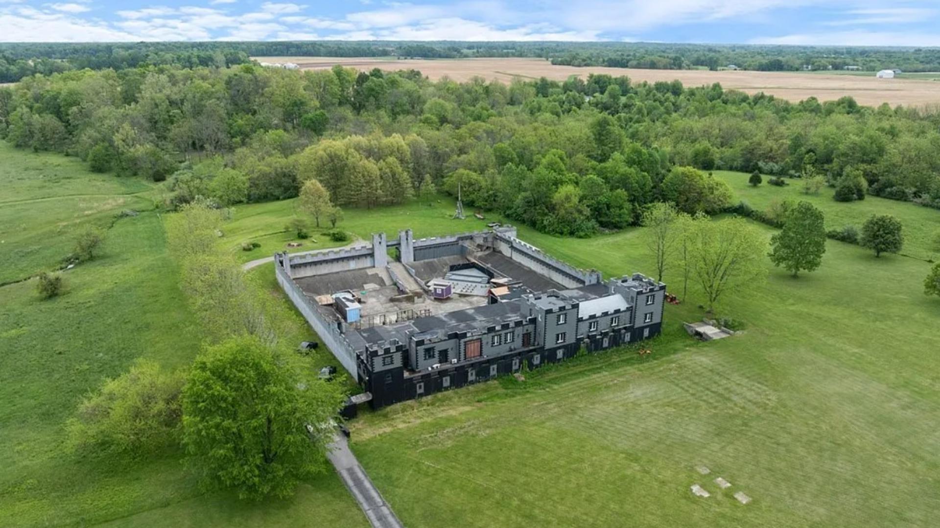 This castle in southern Indiana is for sale on Zillow | PHOTOS | whas11.com