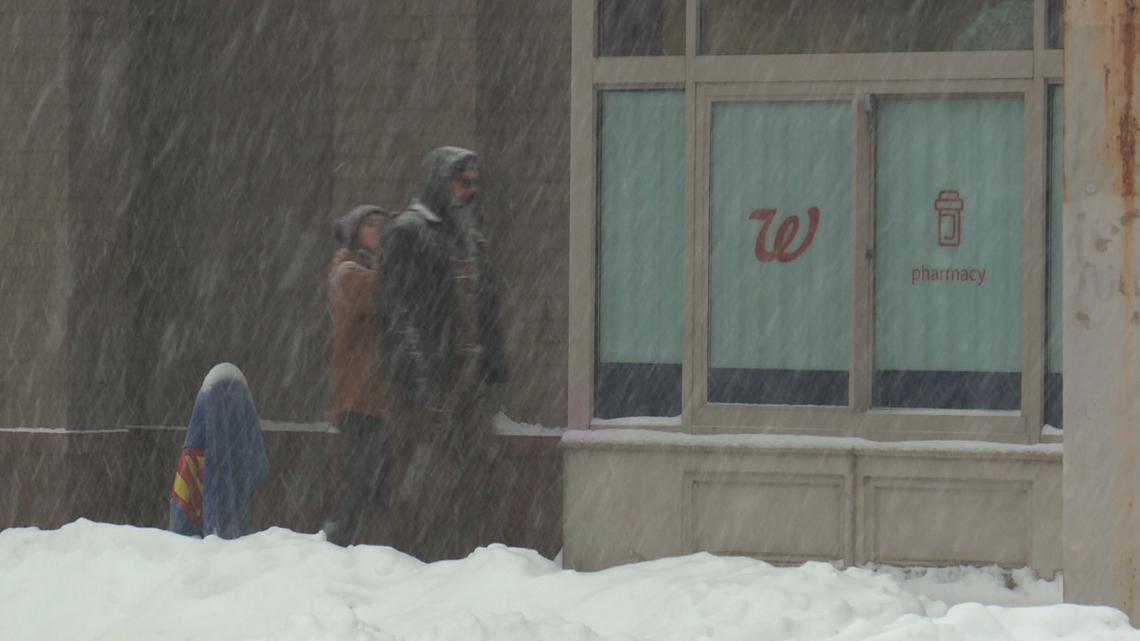 Louisville winter storm: Community comes together to beat ice and snow ...