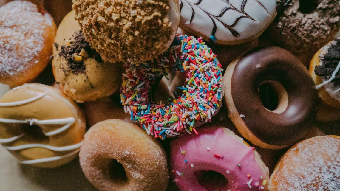 Kentucky man tries to steal doughnuts by posing as police officer ...
