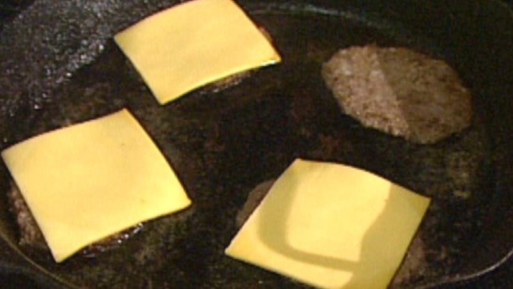 Restaurant says cheeseburger invented in Louisville | whas11.com
