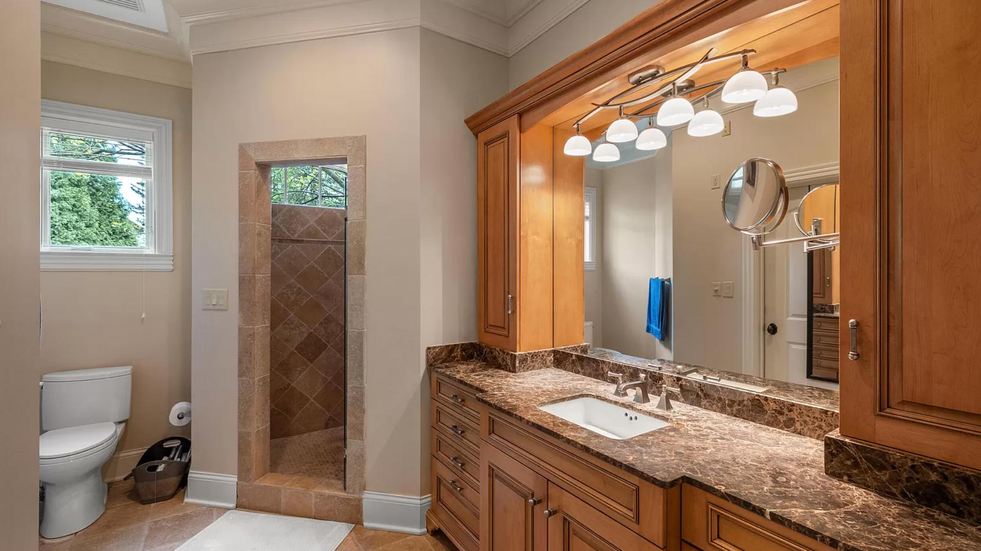 Former UK coach John Calipari lists Lexington home on Zillow | whas11.com