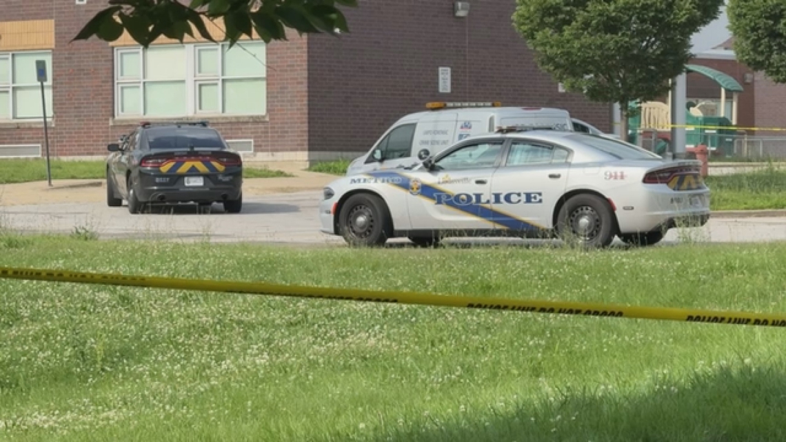 Teen found fatally shot in Park DuValle neighborhood, LMPD Homicide ...