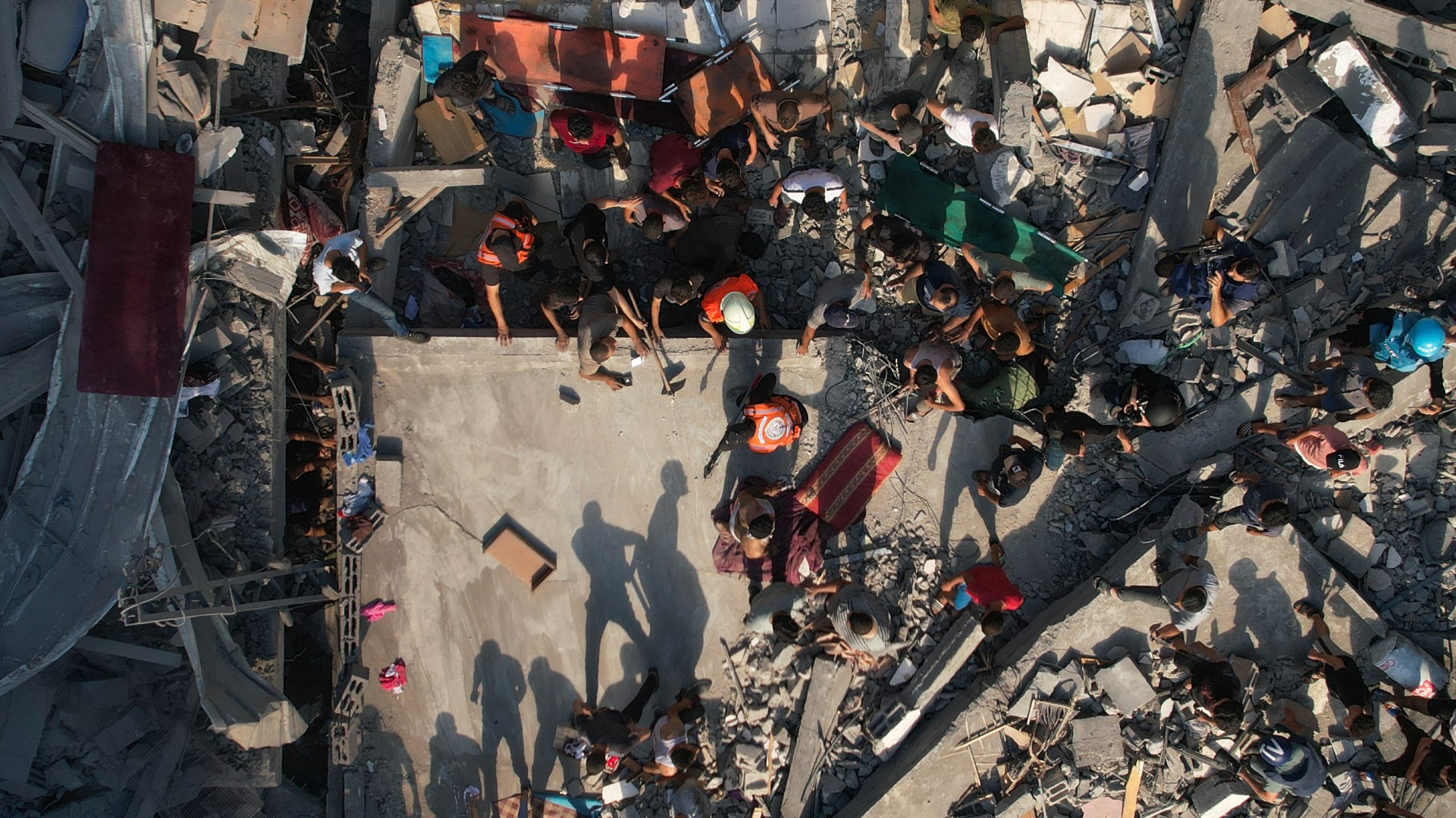 Student groups protest Palestinian treatment | whas11.com