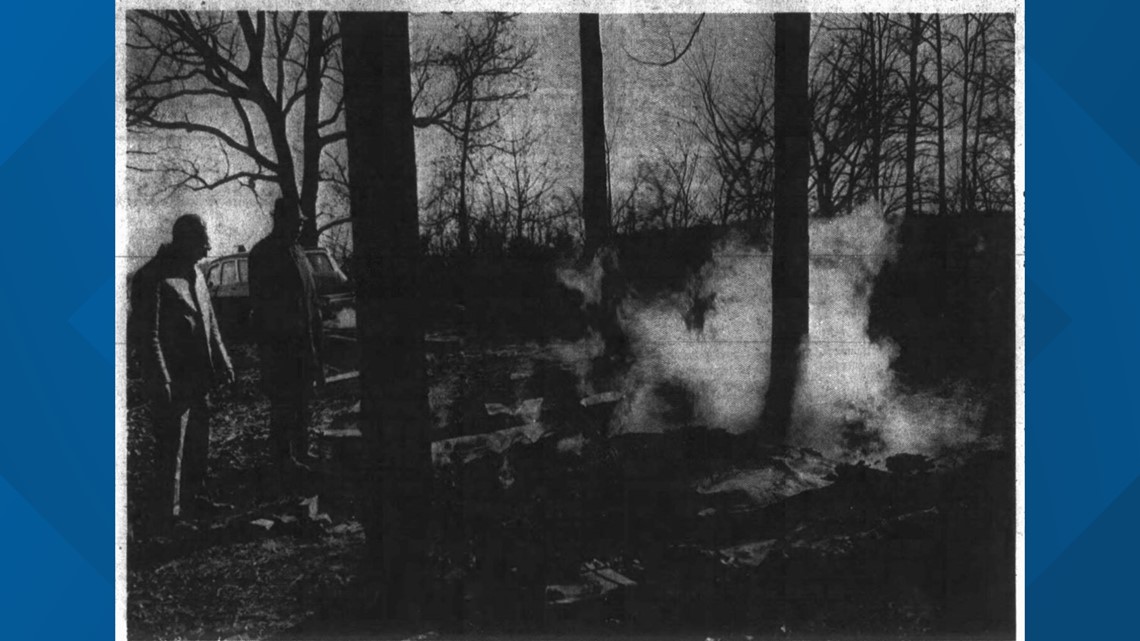 PHOTOS | Newspaper clippings of Indiana cold case | whas11.com