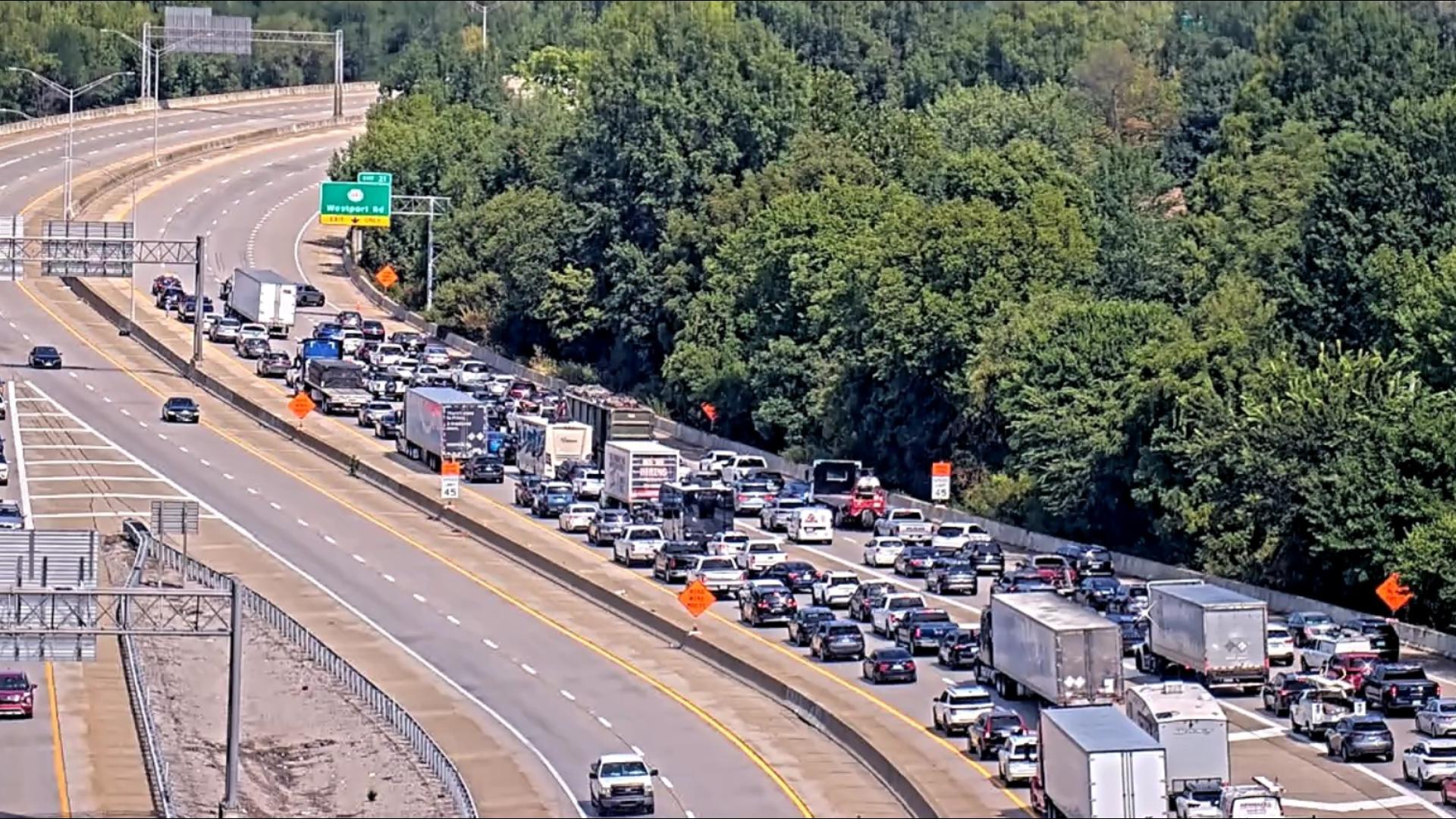 Watterson Expressway in east Louisville shut down Monday. Here's why | whas11.com