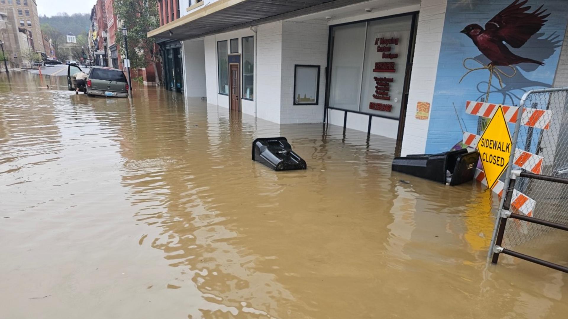 Several Kentucky counties underwater after deadly flooding | PHOTOS ...