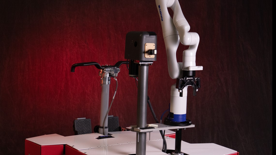 New robotics research center opens at the University of Louisville ...