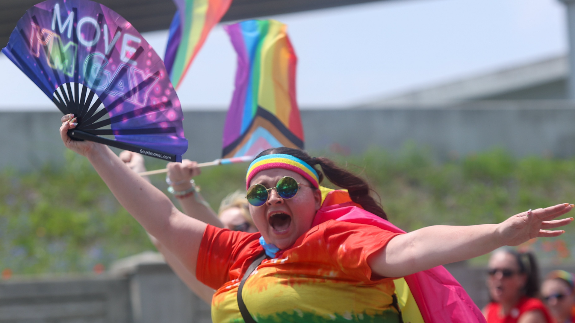 Louisville shows love to LGBTQ community during Pride festival | whas11.com