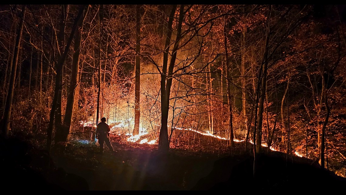 PHOTOS: Wildfires burn across eastern Kentucky | whas11.com
