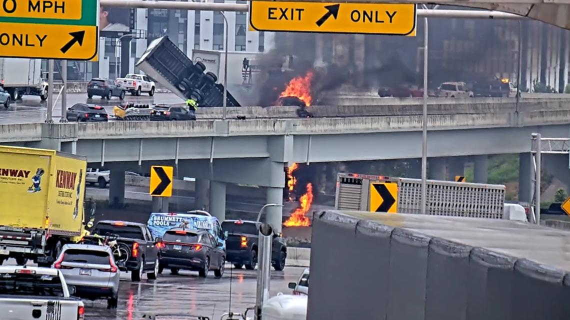 Fiery crash marks fourth semi crash in same area near Louisville bridge | whas11.com