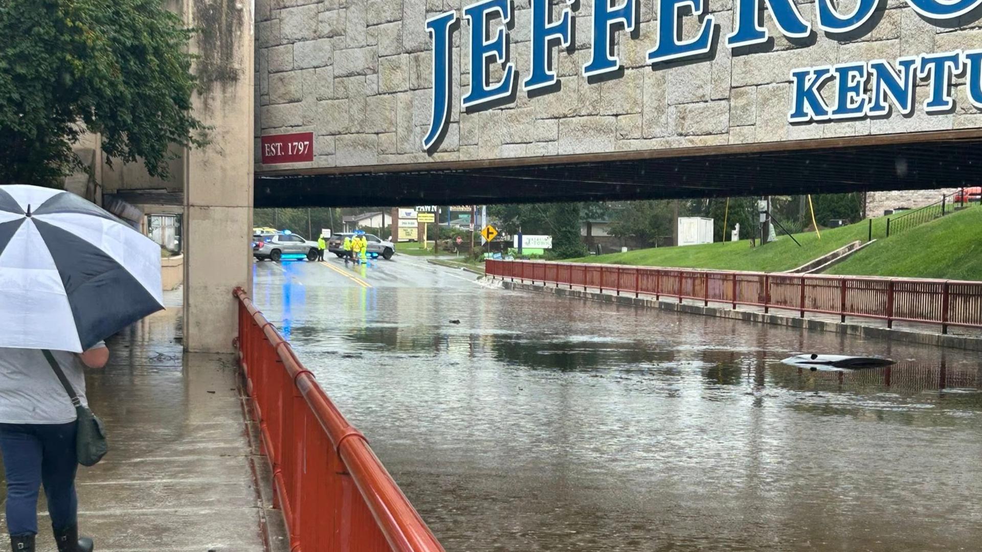 Flash Flood Warning in KY still in effect as heavy downpour leaves the ...