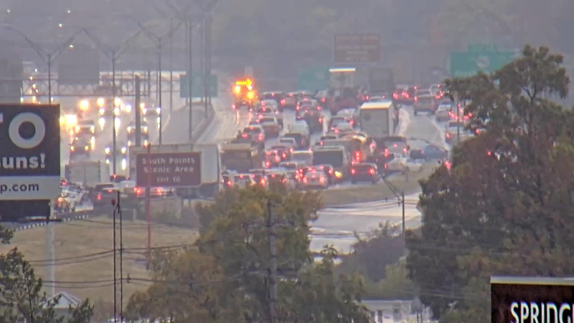 Police: 1 dead after fatal hit-and-run on Watterson Expressway | whas11.com