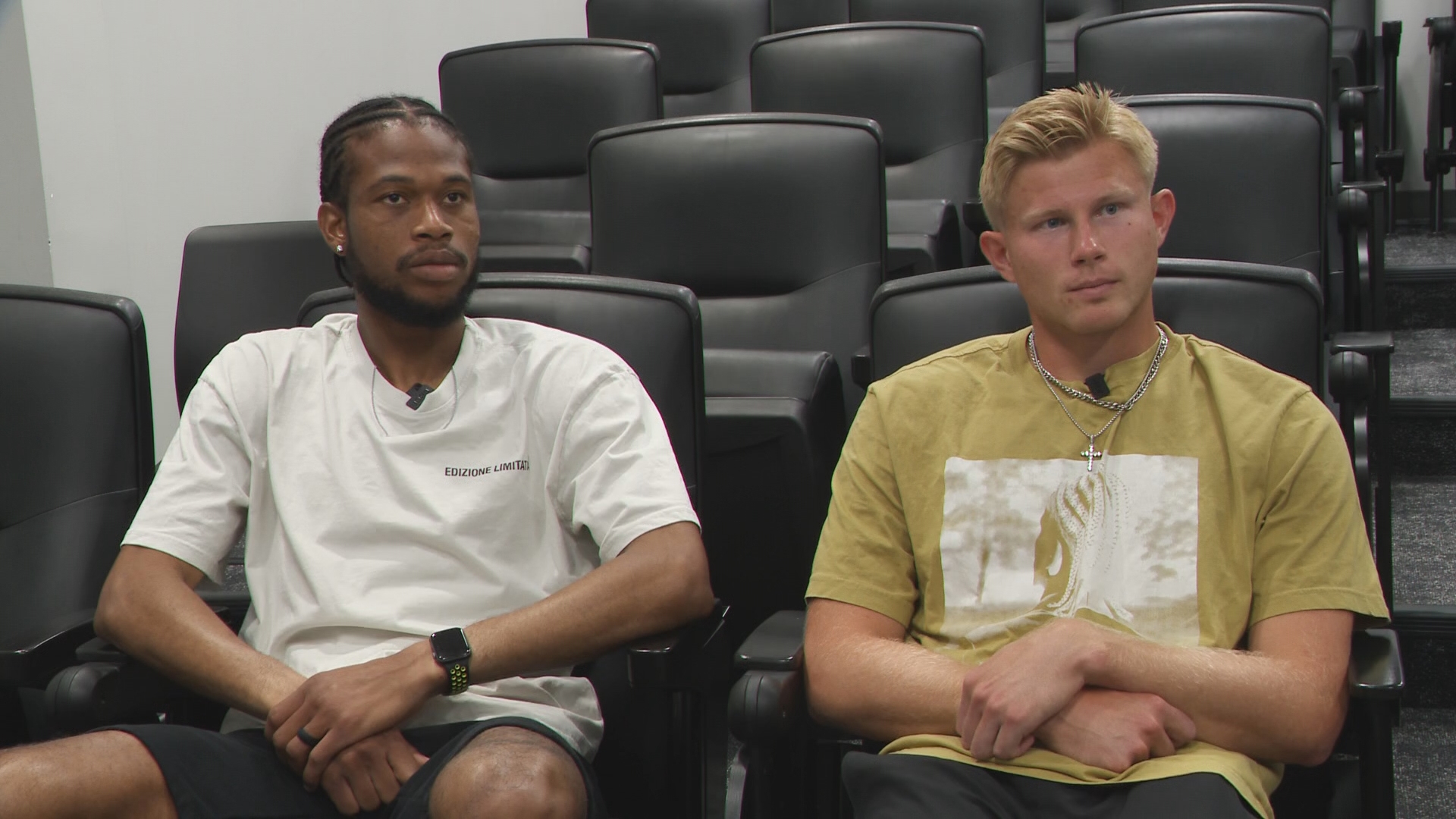 Louisville City FC players help woman who crashed car after practice ...