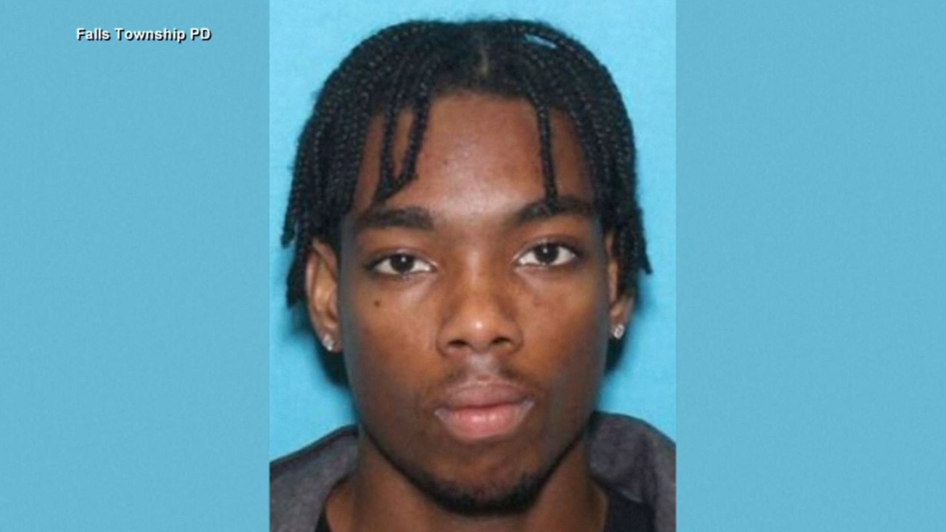 Suspect accused of killing 3 in Philadelphia suburb captured | whas11.com