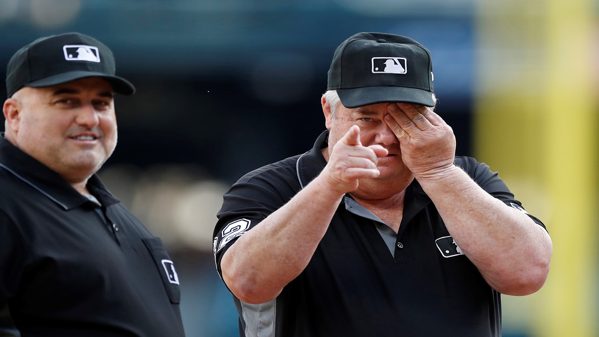 MLB umpire Eric Cooper dies at 52; did playoffs 2 weeks ago | whas11.com