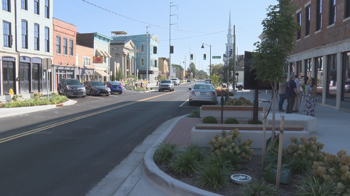 New Albany's Main Street back open after months of construction ...
