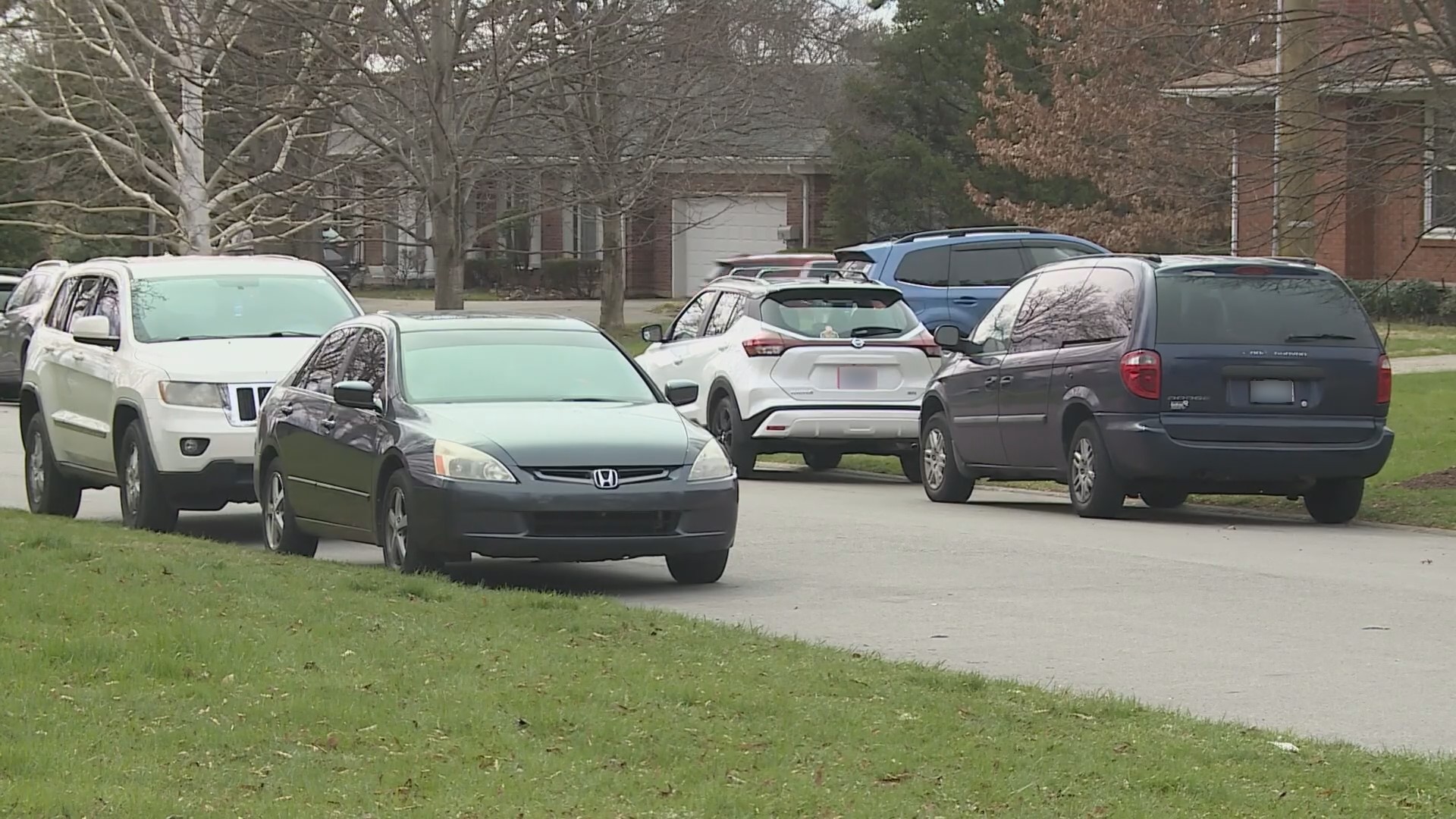Atherton High School, surrounding neighbors on congested parking ...