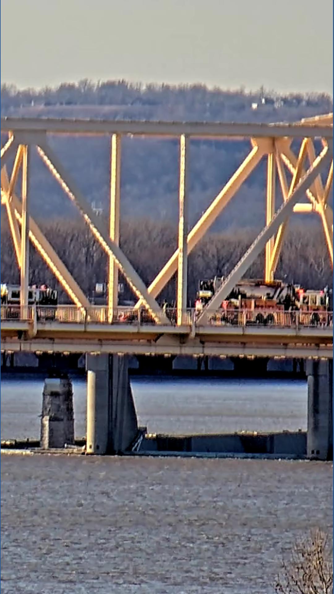 Lanes reopen after crash on Clark Memorial Bridge | whas11.com