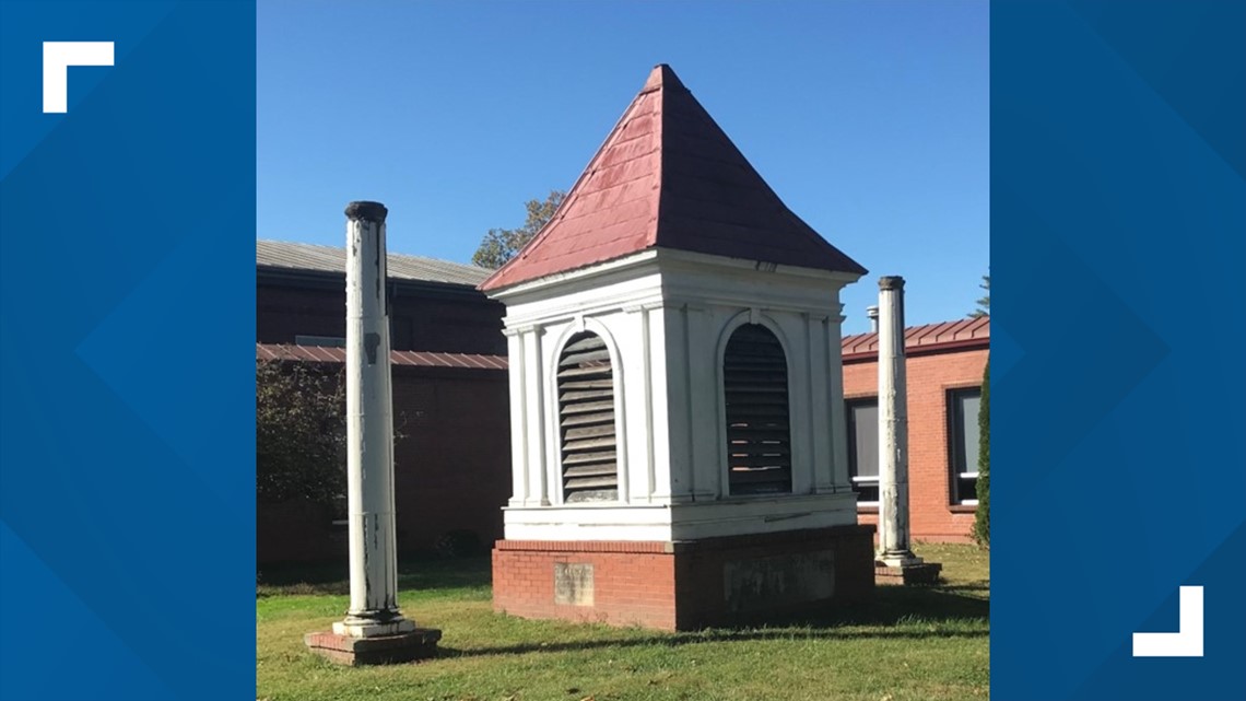 Clarksville seeking proposals to relocate school bell tower | whas11.com