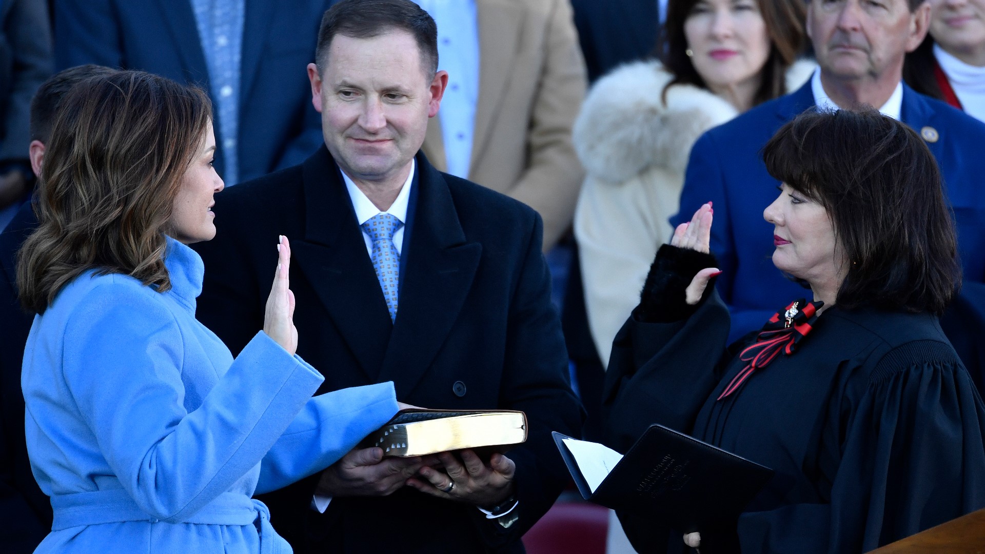 Andy Beshear sworn in as Kentucky Governor for second term | whas11.com