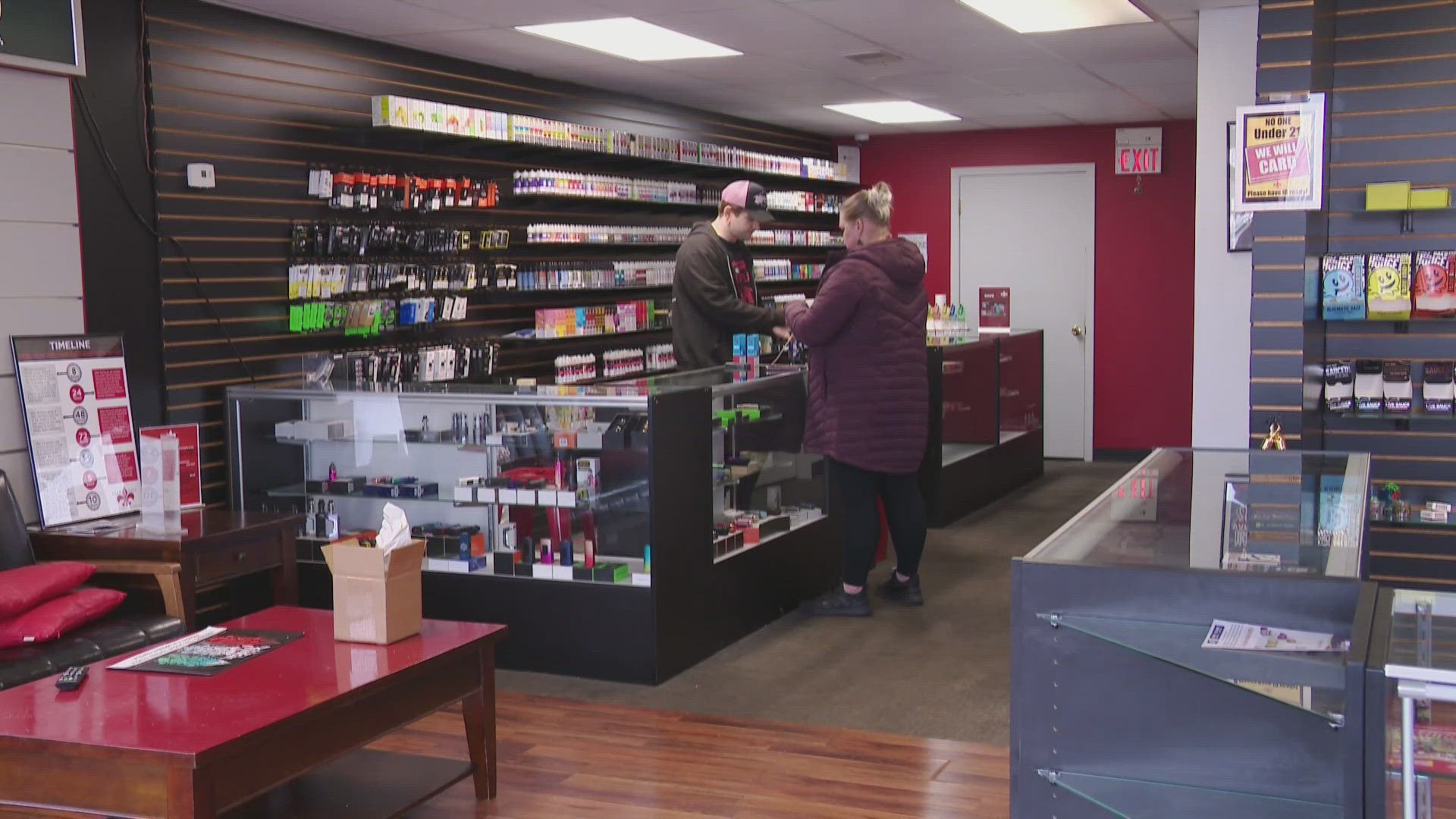 Kentucky smoke shops scramble as vaping law deadline nears | whas11.com