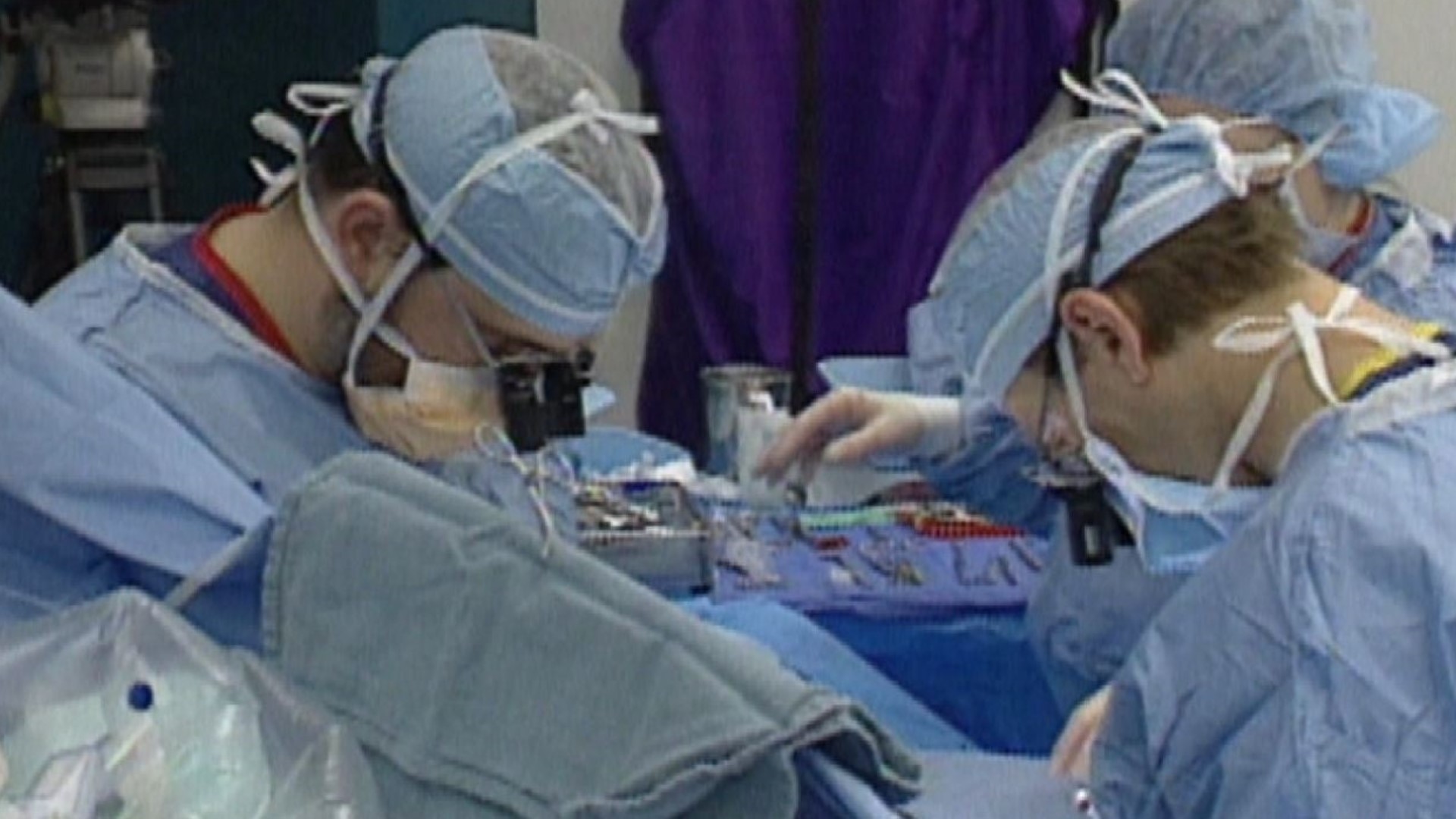 Revisiting the world's first hand transplant in Louisville | whas11.com