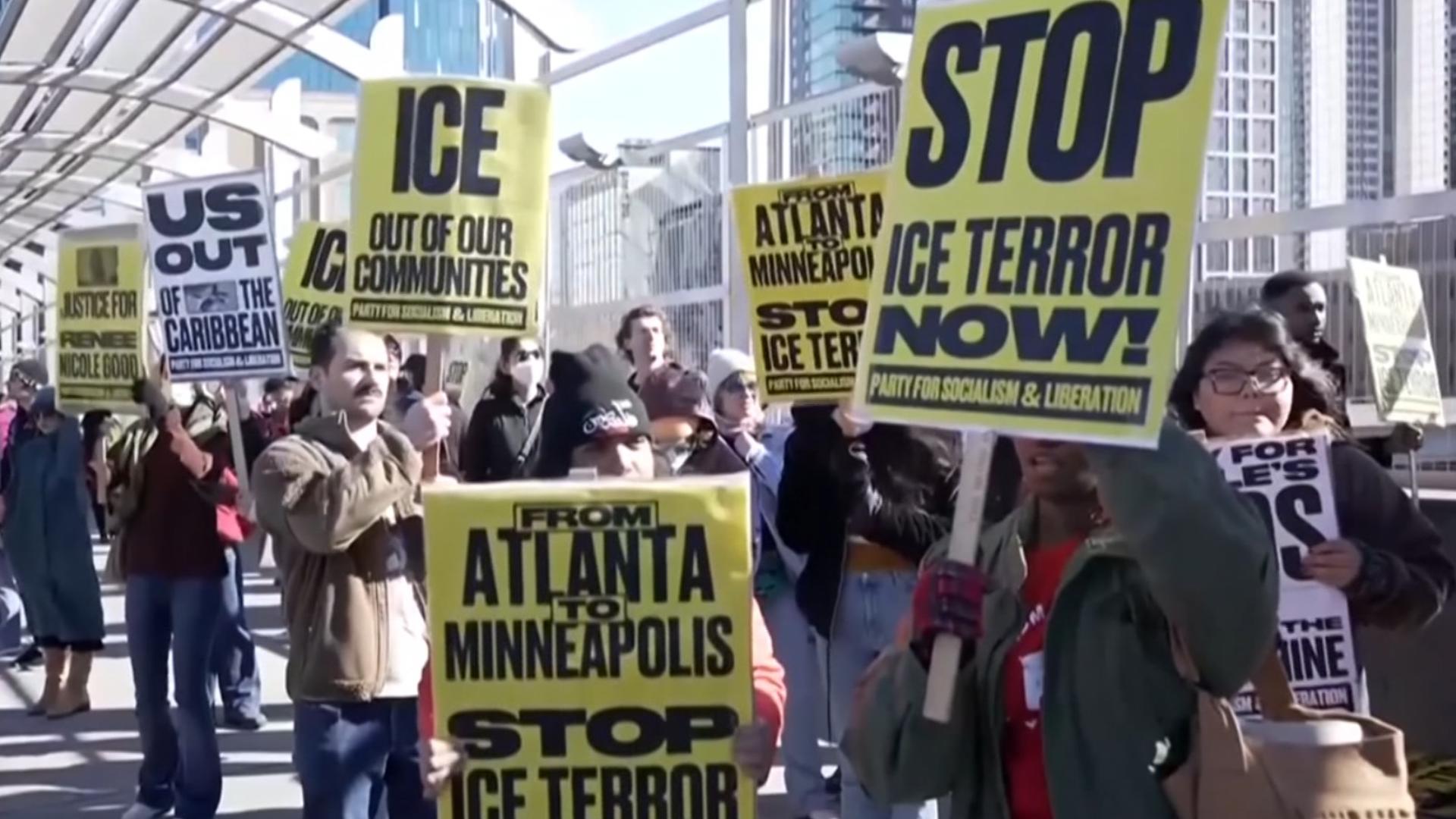 Weekend protests rebuke ice tactics after fatal shooting of Minneapolis ...