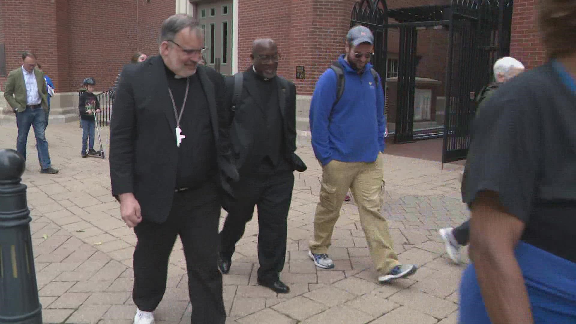 Community participates in 'Pilgrimage for Racial Justice' in Louisville ...