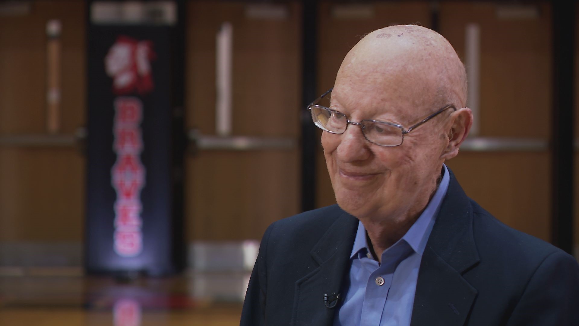 Beloved Indiana man receives award for lifetime of service | whas11.com