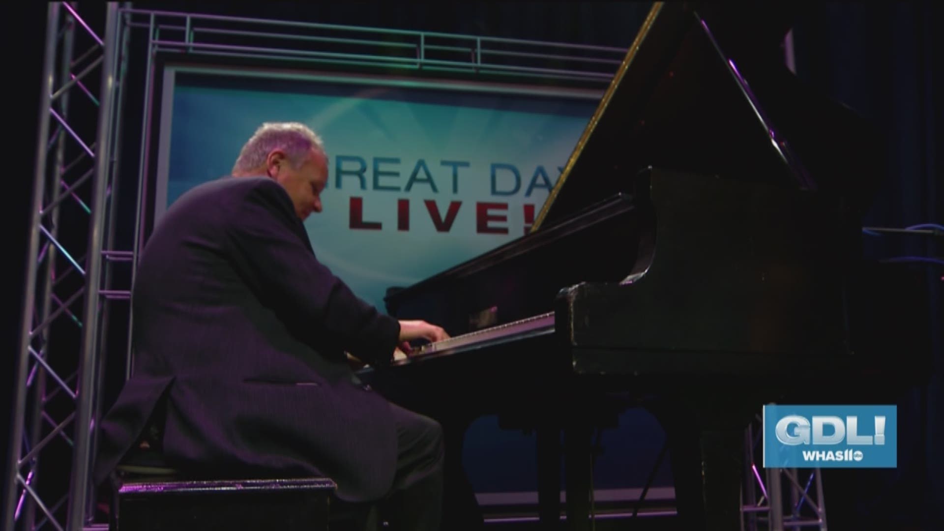 Jeff Rehmet kicks off the holiday with star spangled medley | whas11.com