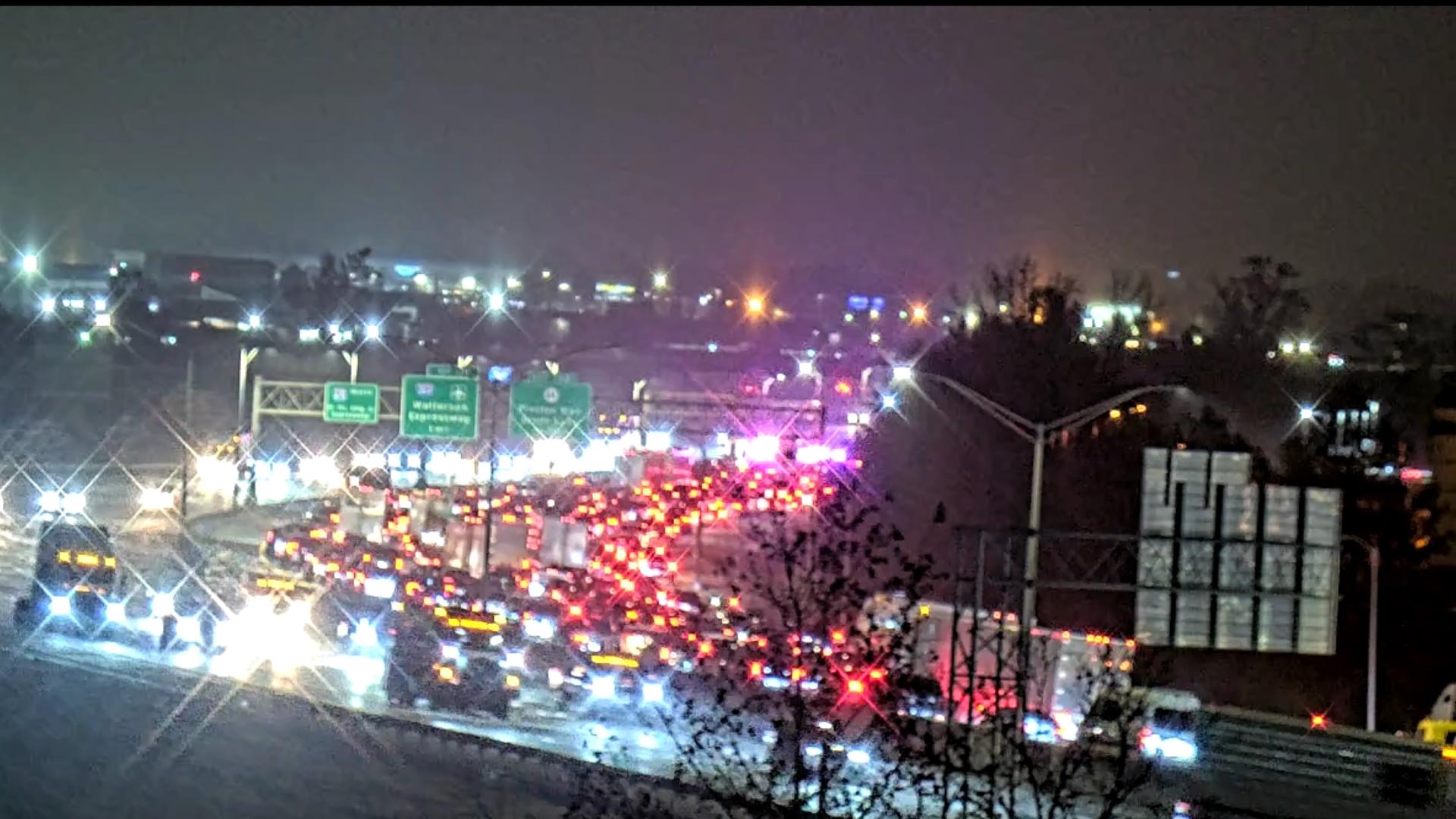 Traffic resumes in I-65 North near Fern Valley Road after crash | whas11.com