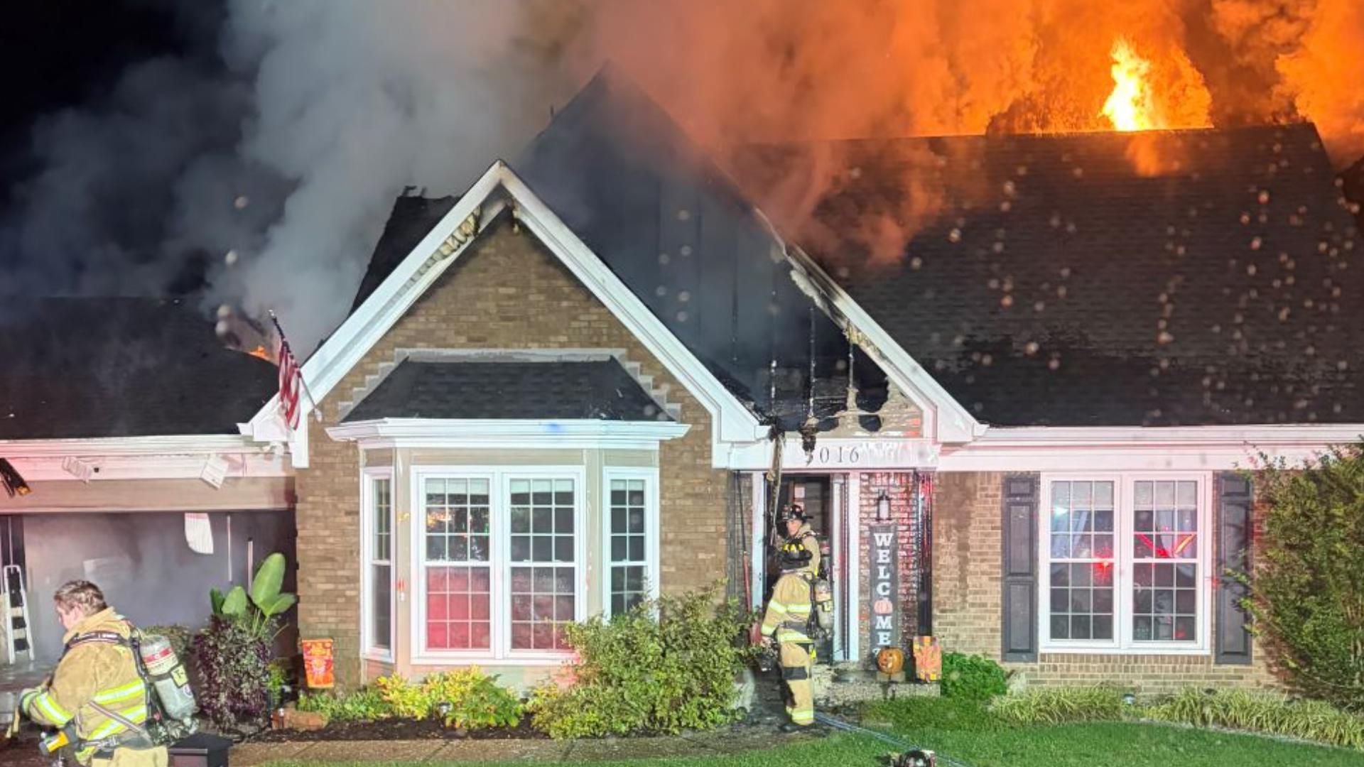 Crash shuts down part of southern Indiana interstate | whas11.com