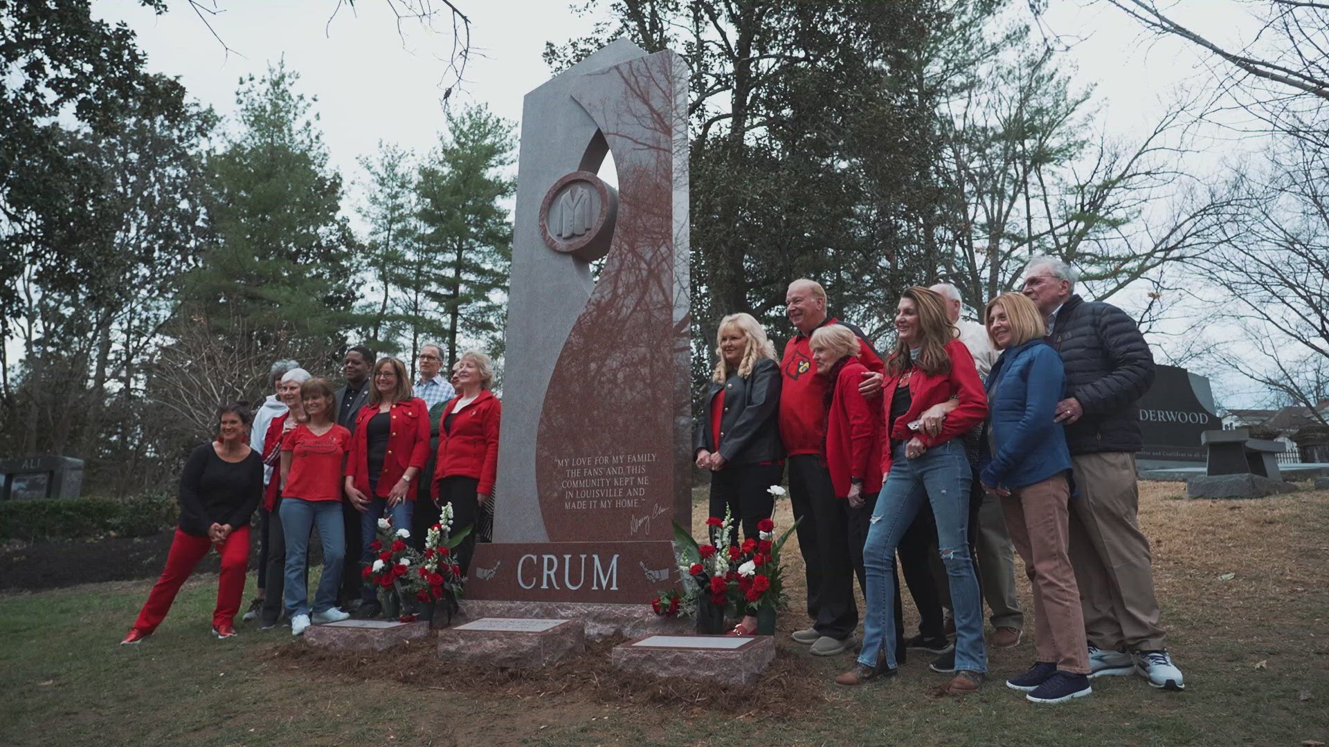 Denny Crum monument installed at gravesite | whas11.com