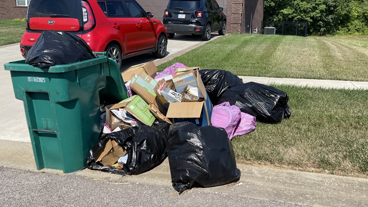 Lack of trash collection upsets Elizabethtown neighborhood | whas11.com