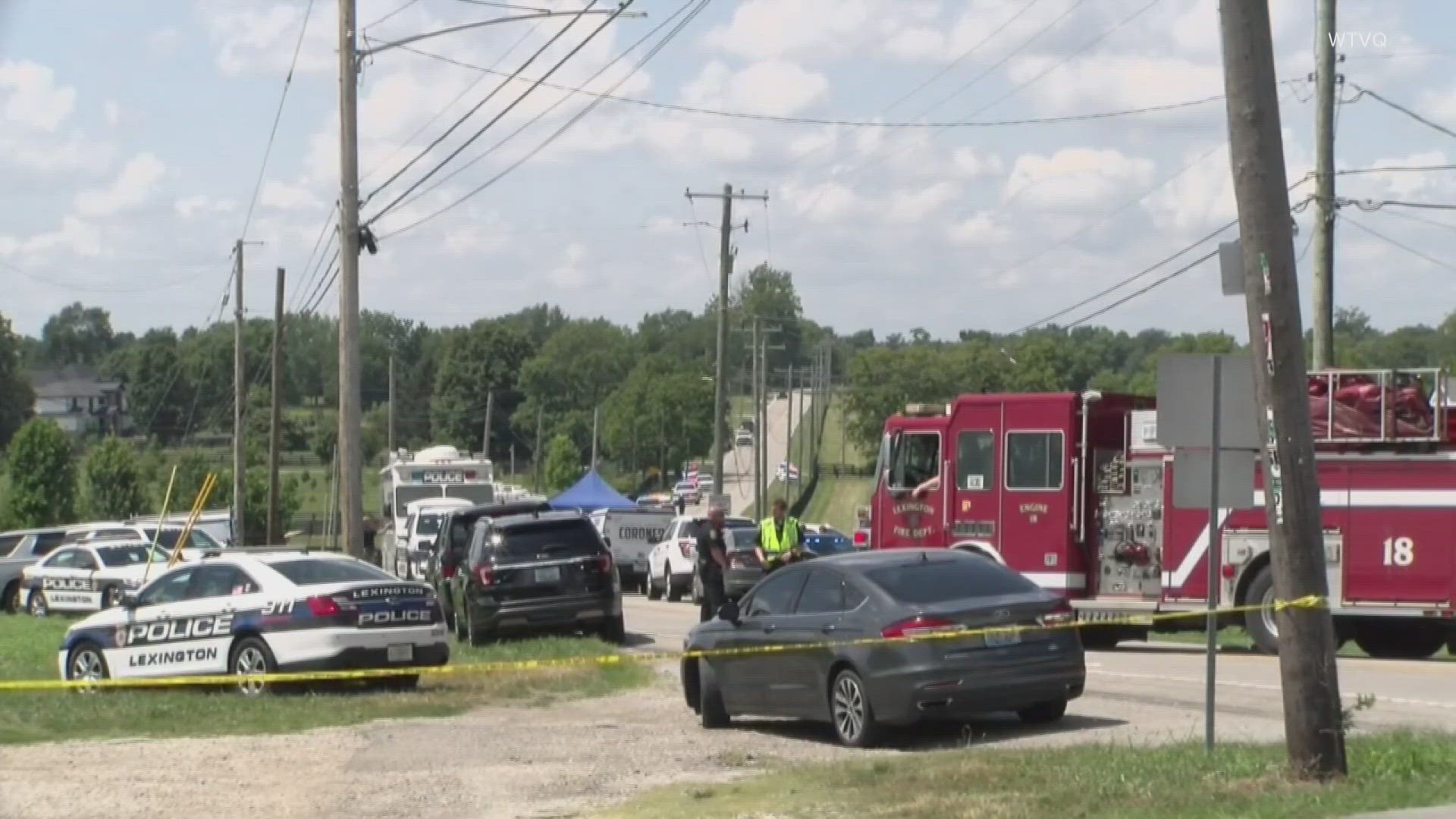 Kentucky trooper shot, suspect dead after church shooting | whas11.com