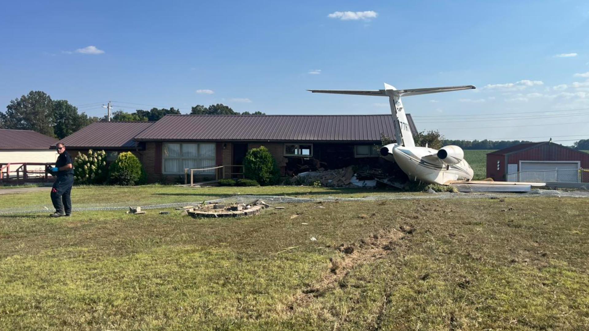Small plane crashes into Mayfield home, Kentucky sheriff says | whas11.com