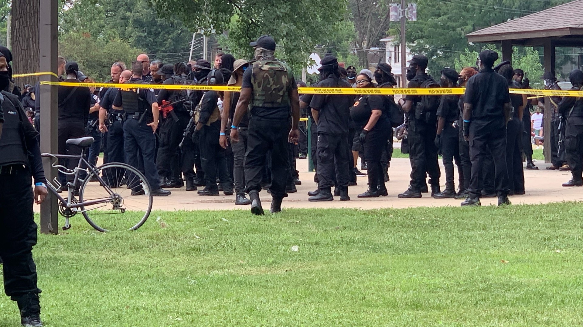 Black militia group in Louisville for Breonna Taylor protest | whas11.com
