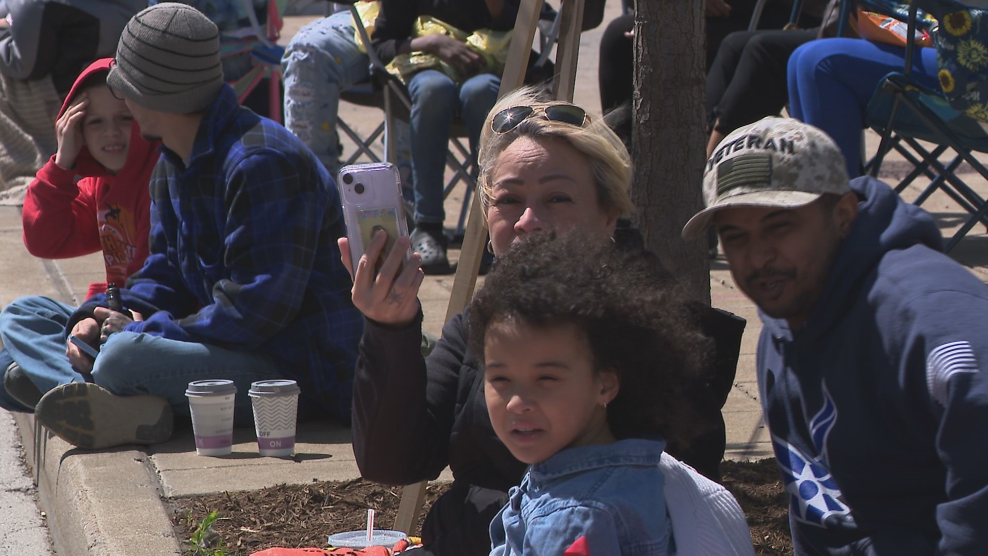 New Pegasus float debuts during Kentucky Derby Festival parade | whas11.com