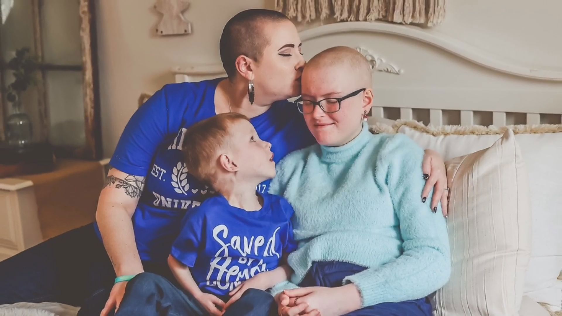 Hardin County teen's cancer journey turning heads | whas11.com