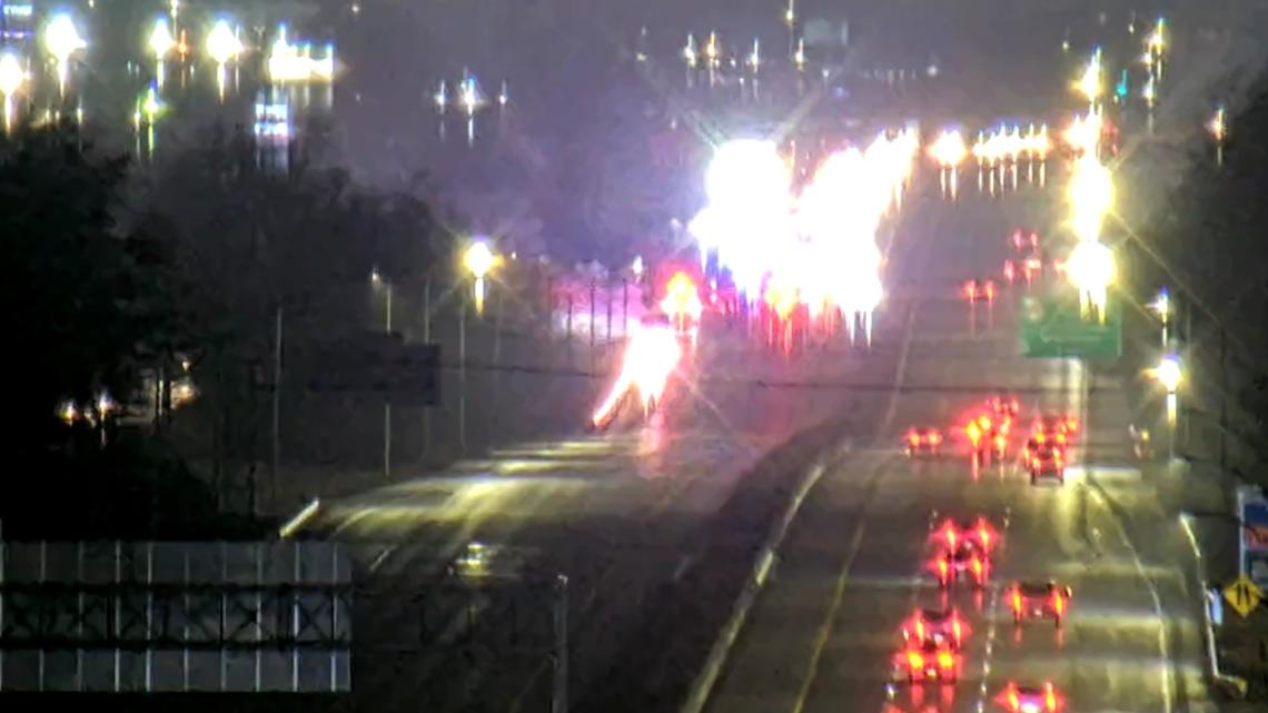 Louisville interstate shut down Friday for vehicle fire | whas11.com