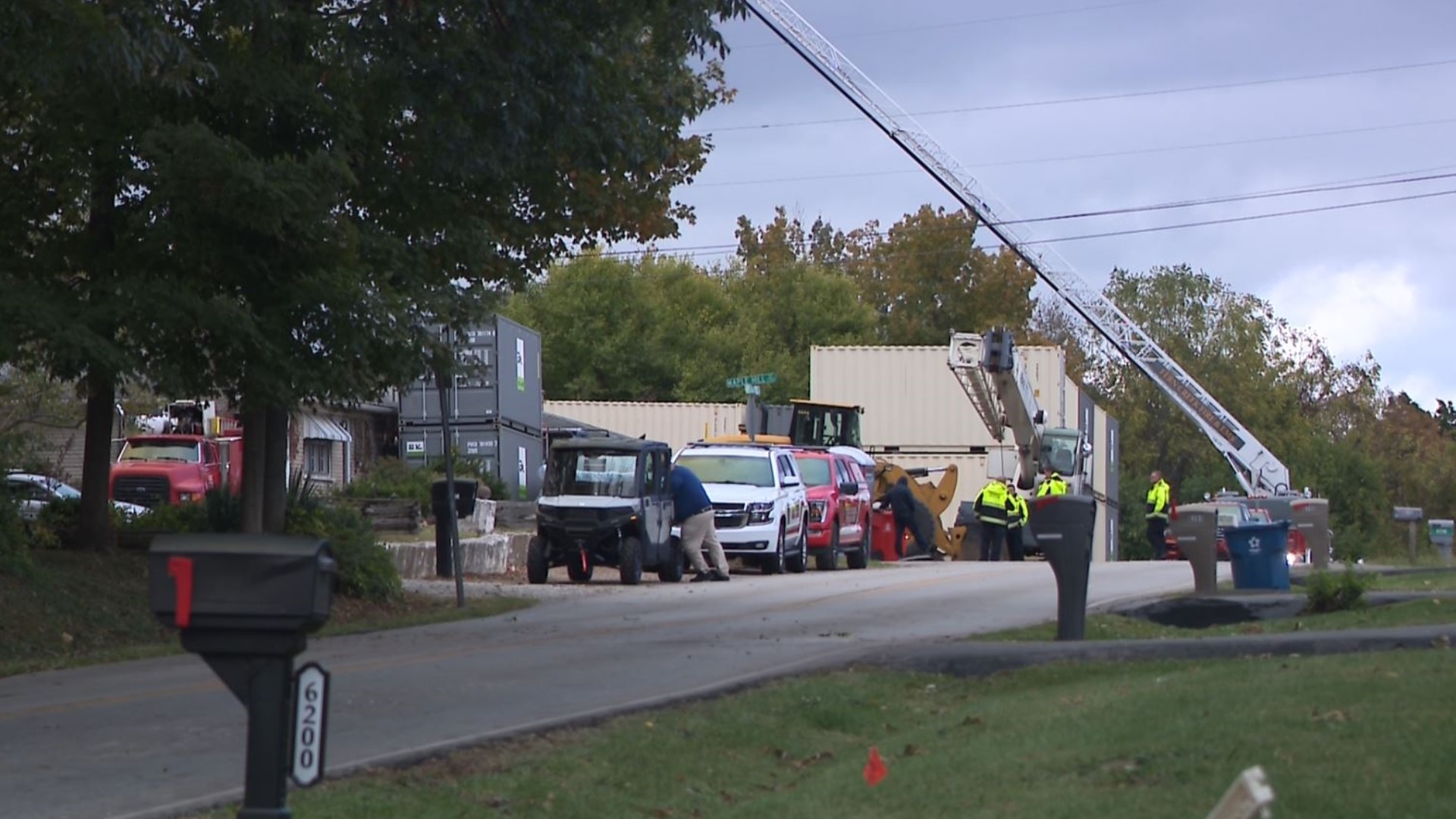 Applegate Lane home demolition begins | whas11.com